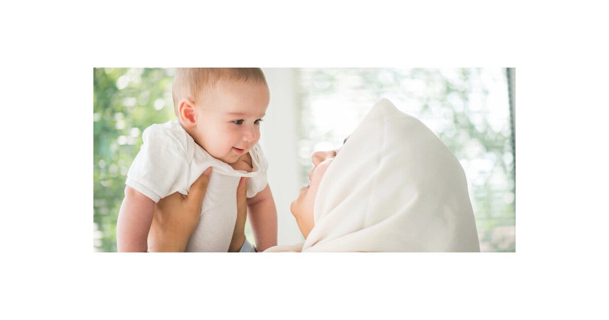 Building a Strong Bond with Your Newborn | Tips for Talking